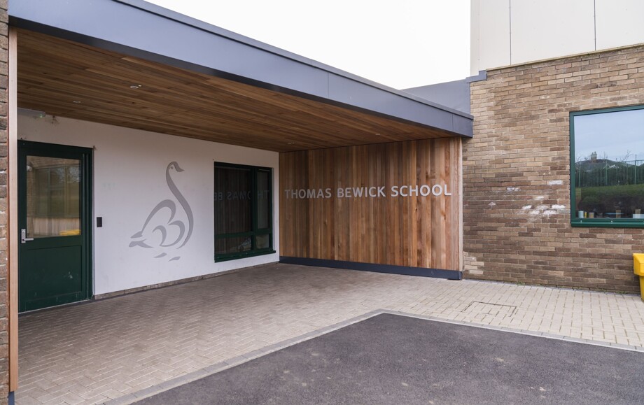 Catherine McEvoy-Carr Visits Thomas Bewick School - Latest News ...