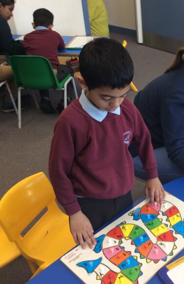 The Three Little Pigs - Latest News - Thomas Bewick School