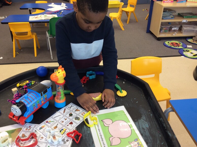 The Three Little Pigs - Latest News - Thomas Bewick School