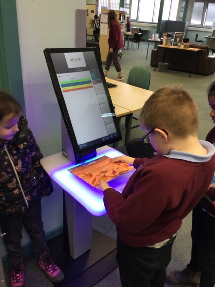 Class 18 Visit Outer West Library! - Latest News - Thomas Bewick School