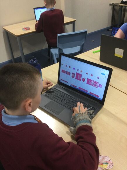 Class 23 Learn About Roman Flags - Latest News - Thomas Bewick School