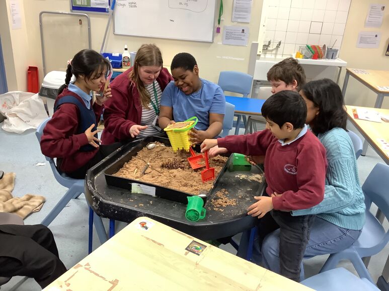 Class 30 Loved Making Sandcastles with their Friends this Week ...